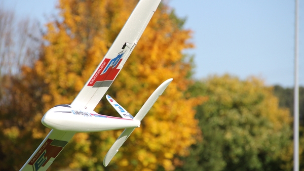 Kit EasyStar 3 | HITEC EUROPE / MULTIPLEX